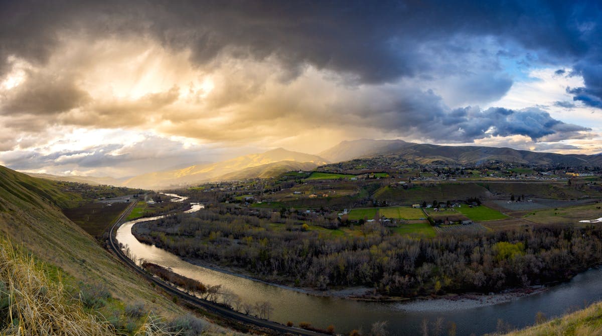 Cowlitz River Fishing Report: Steelhead & Salmon Flows | River Intel ...